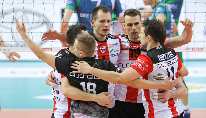 Volley Lennik - Asseco Resovia: Pasy idą jak burza w Lidze Mistrzów - Sport WP SportoweFakty