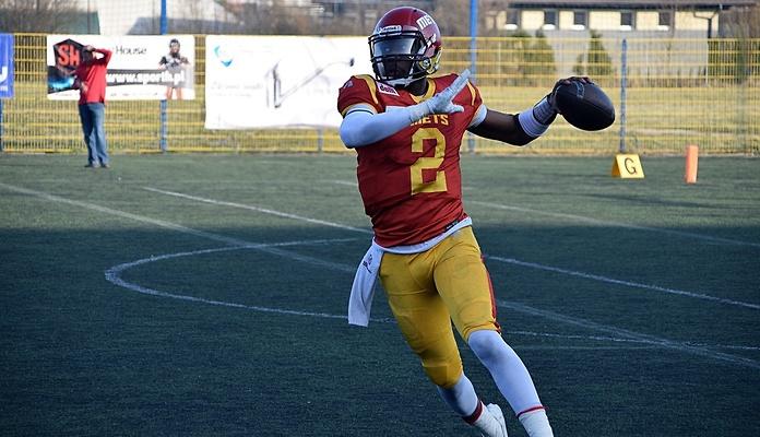 Futbol amerykański znowu na Konwiktorskiej! - WP SportoweFakty