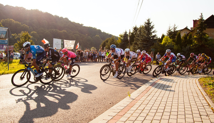 Polski kolarz bohaterem trzeciego etapu Tour de Pologne. Wygrał trzy ...